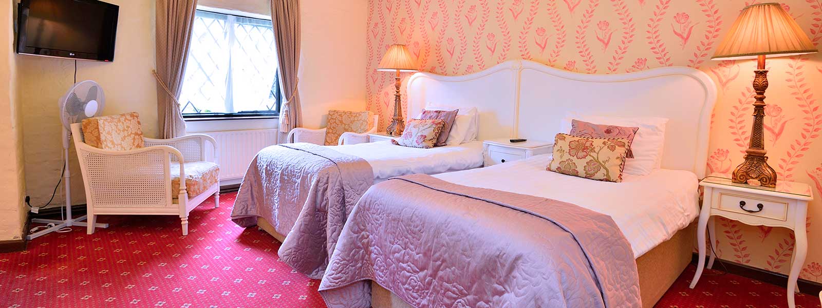 South Coast Inns | The Roundabout Hotel | We offer accommodation in 26 ...